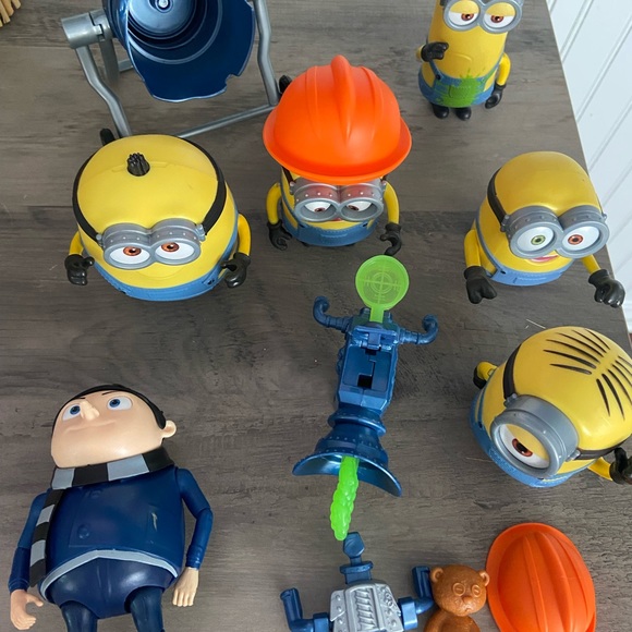 Toys | Minions Rise Of Gru Secret Lair Gift Set W 6 Figures Exclusive ...